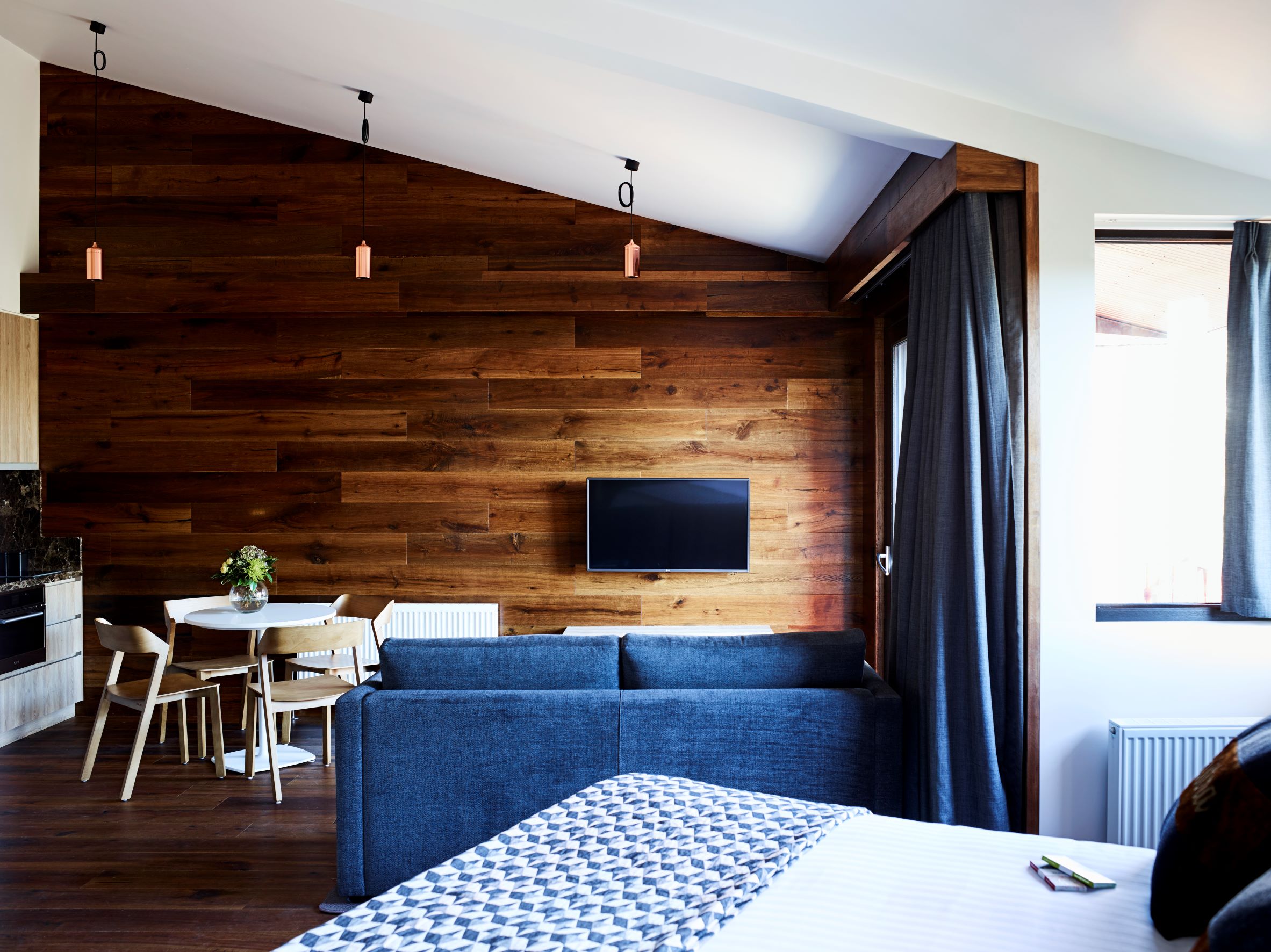 Studio Apartments - Astra Alpine Luxury Ski Accommodation - Falls Creek